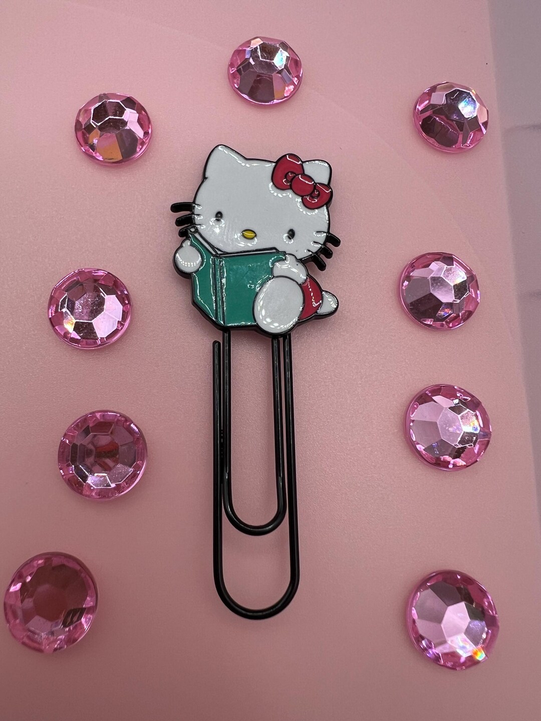 Binder Paperclip Hello Kitty Sitting Reading a Book7 - Etsy