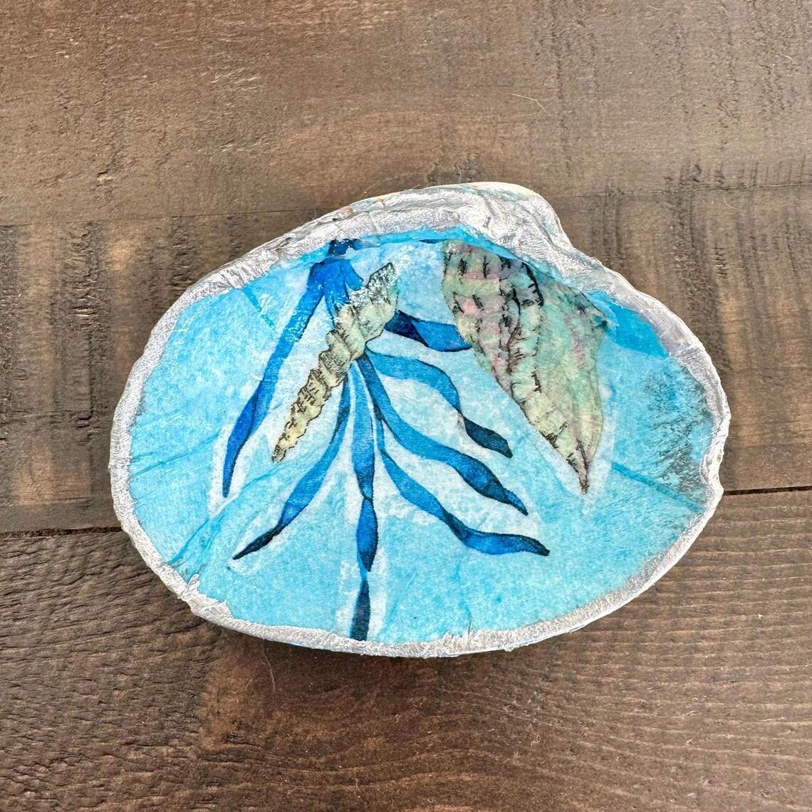 Decoupage Shell Clamshell Seaside Decor - Etsy