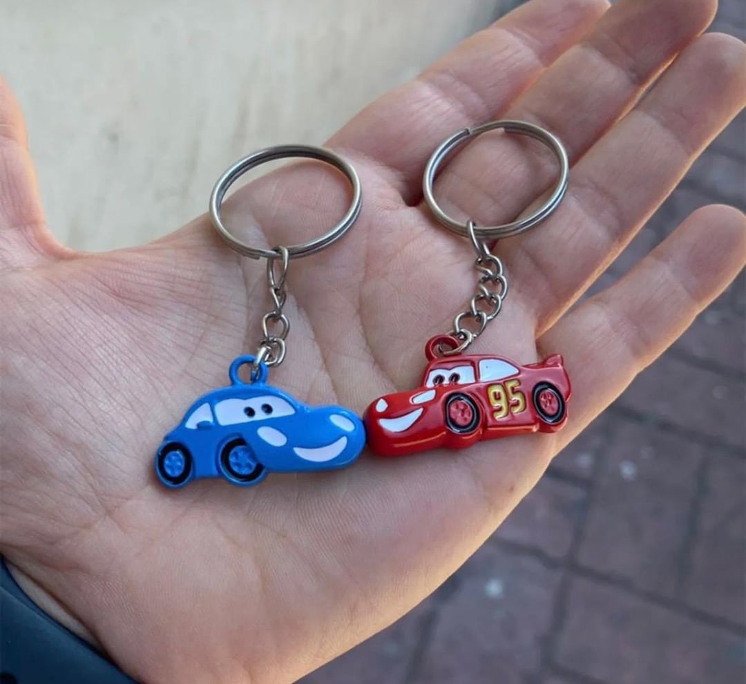 Magnetic Mcqueen and Sally Keychain,couple Keychain Holder, L. Mcqueen ...