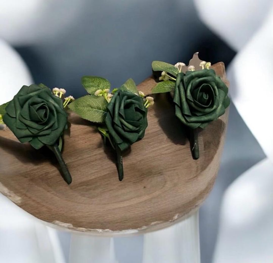 Emerald Green/ Forest Green With White Gypsophilia Buttonholes for ...