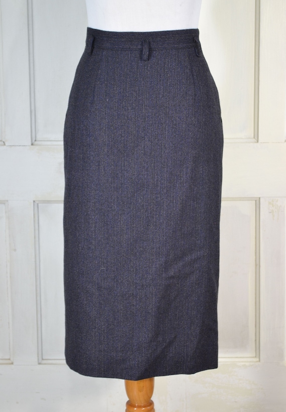 80s Vintage Wool Pencil Skirt - Herringbone and Pinst… - Gem