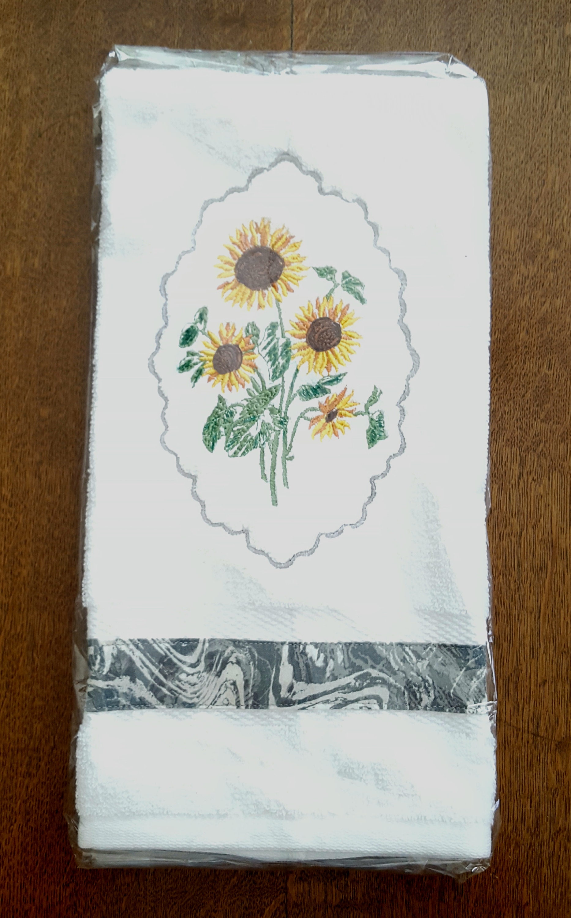 2 Sunflower Embroidered Hand Towels, Sunflower Gift, Sunflower Decor ...