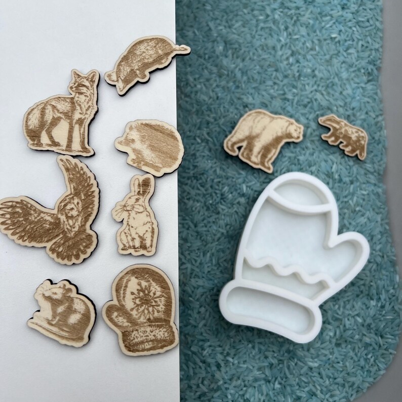 The Mitten Story Based Play Sorting Tray Sensory Play Wood Parts ...