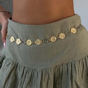 Gold Daisy Chain Belt: Bohemian Floral Waist Jewelry - Etsy