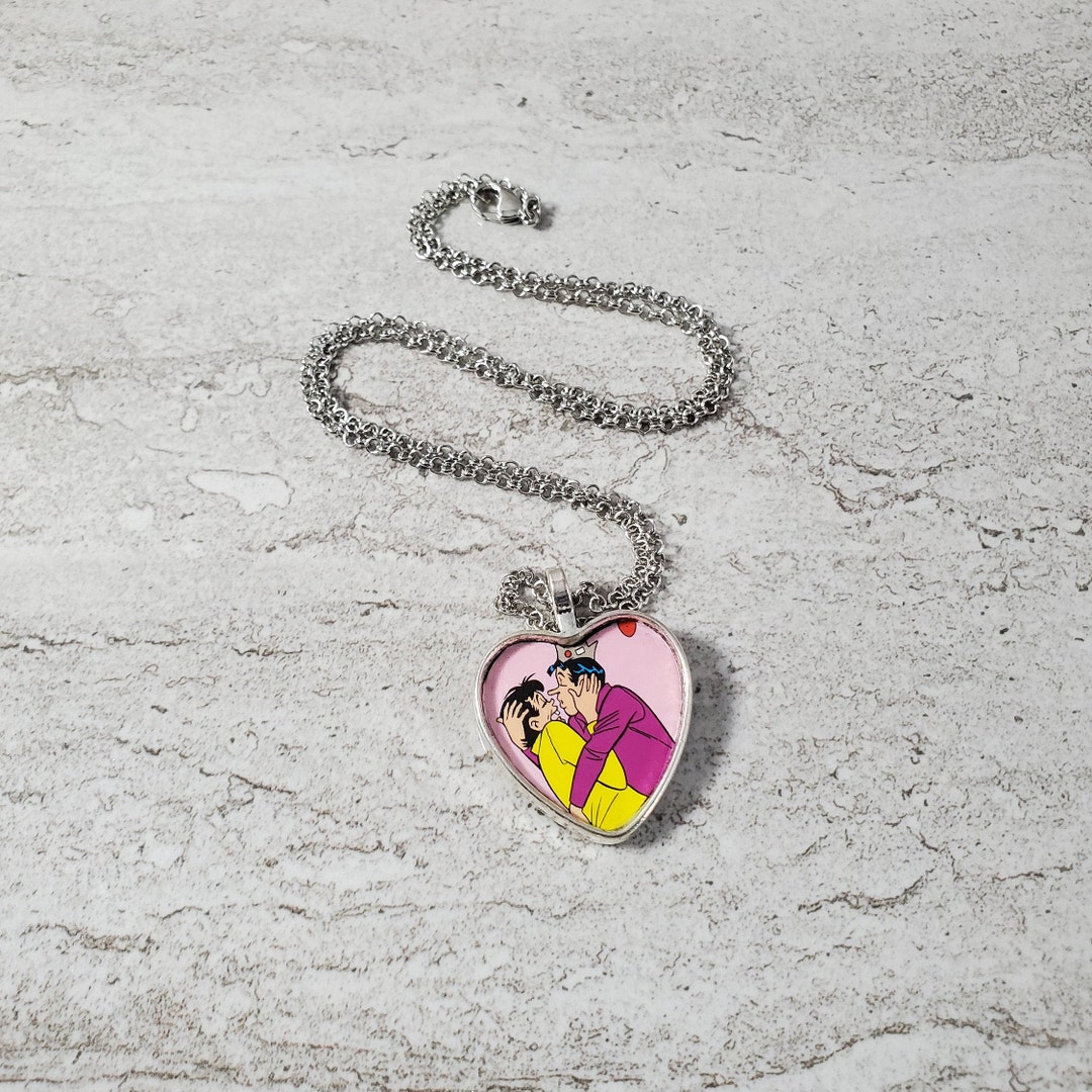 Comic Book Heart Pendant Necklace - Repurposed Pop Art Jewelry - Etsy