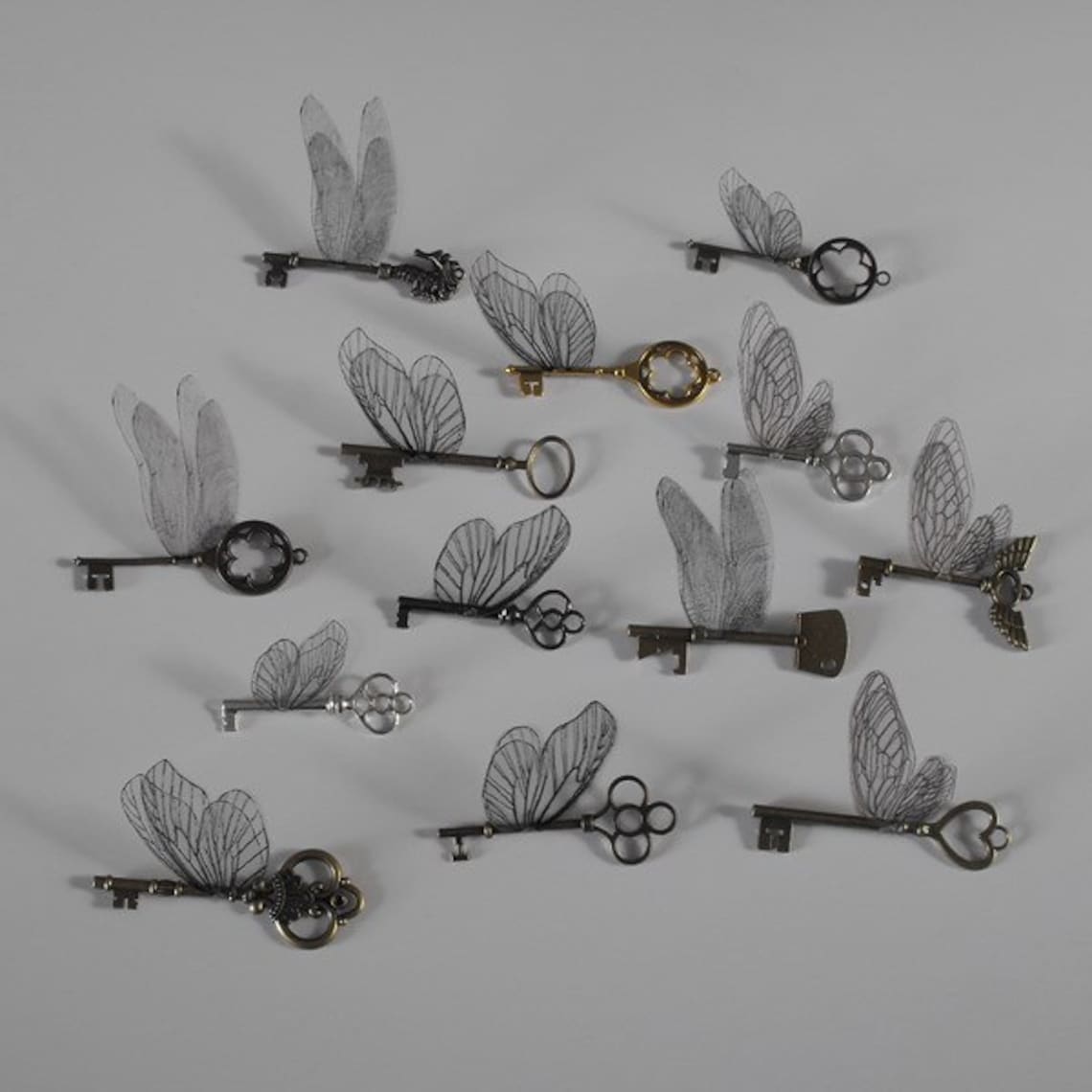 5 X Flying Keys With Wings – Various Types and Sizes – 5KEY5 - Etsy Canada