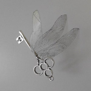 Winged Flying Key With Dragonfly Wings in Shiny Silver - SSSCTDF - Etsy