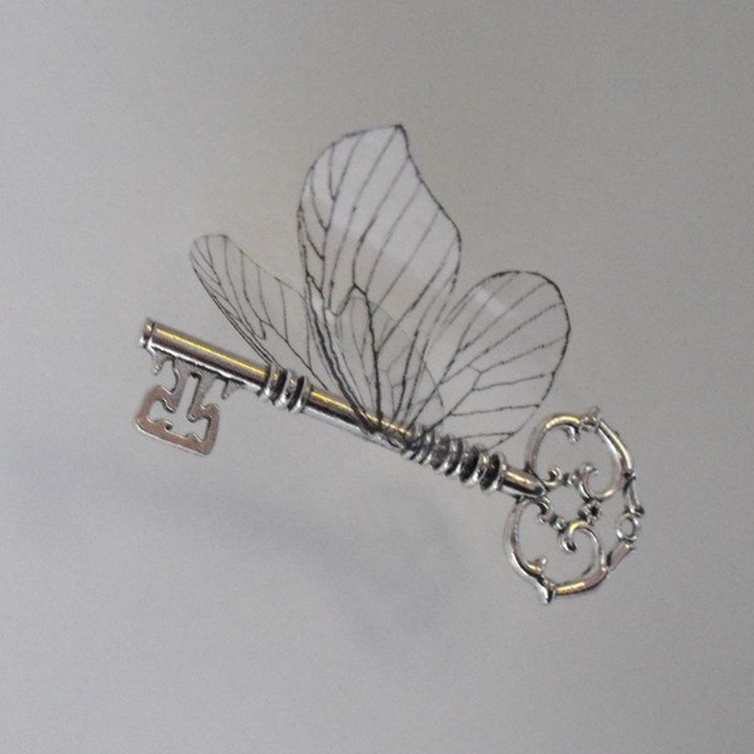 Magical Flying Key With Large Butterfly Wings in Shiny Silver - SSOLBF ...