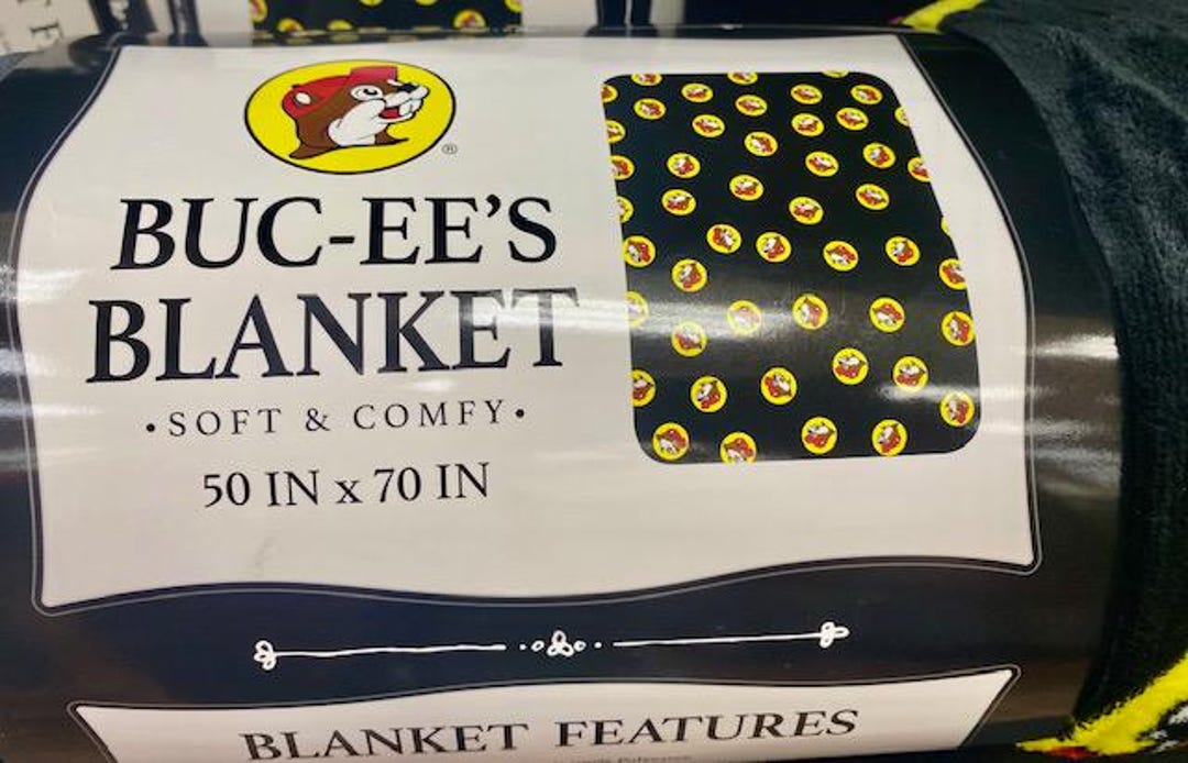 Buc-ee's Plush Blanket - Etsy