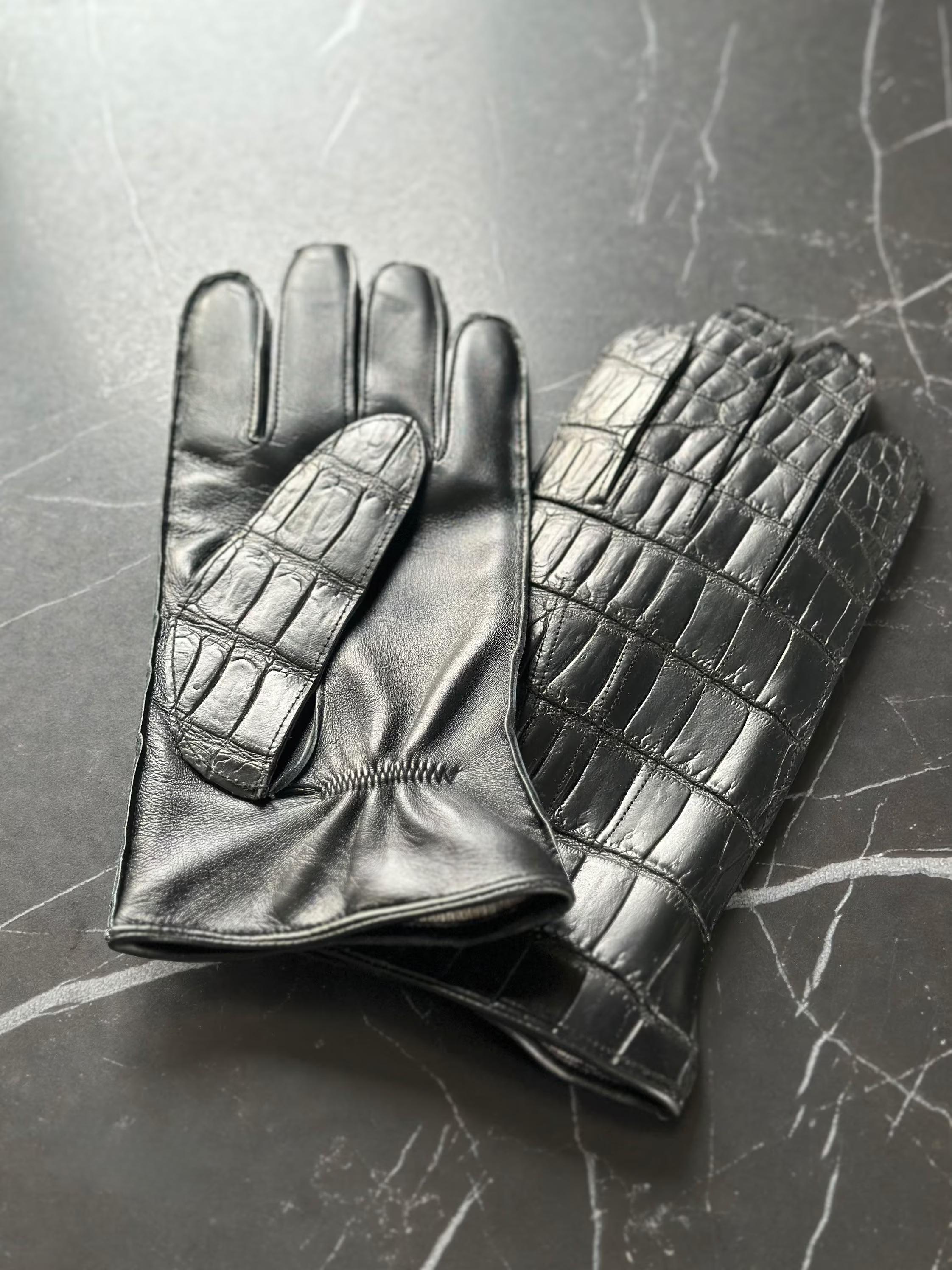 Crocodile leather gloves store