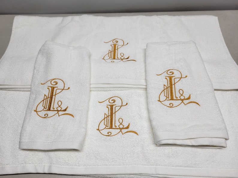 Monogrammed Bath Towel Set: Personalized Cotton Terry Velour - Etsy