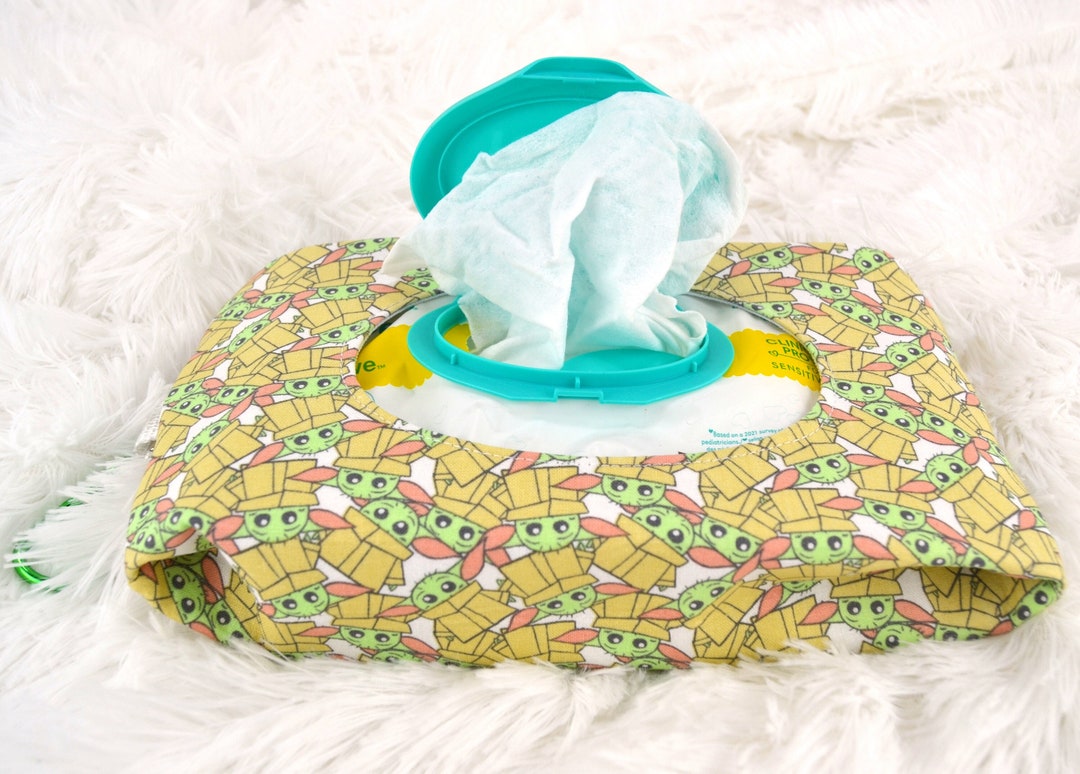 Baby Yoda Wipes Holder – Refillable Diaper Bag Pouch - Etsy
