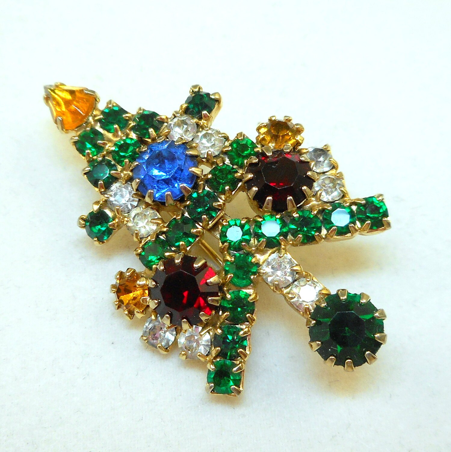 Christmas Tree Pin - Etsy