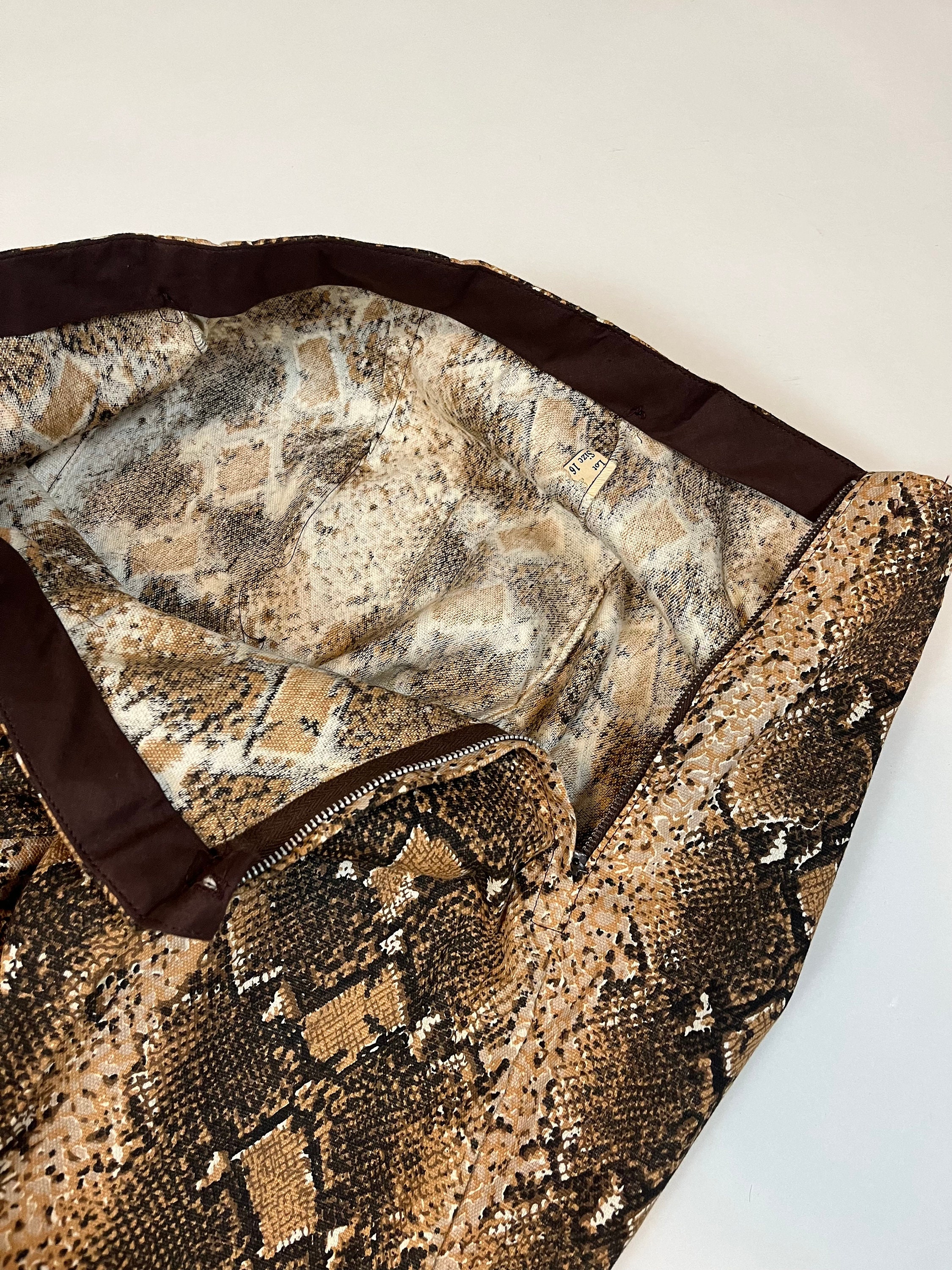 30 X 29 Vintage 1950's | 1960's NOS Snake Python Print 2 Pc Cotton Top ...