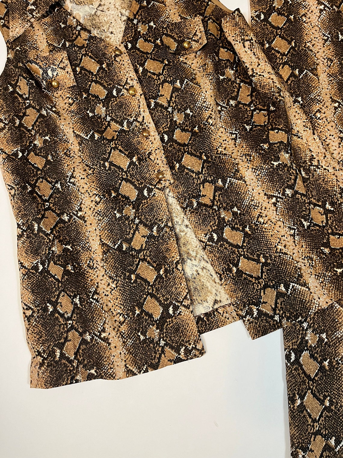 30 X 29 Vintage 1950's | 1960's NOS Snake Python Print 2 Pc Cotton Top ...
