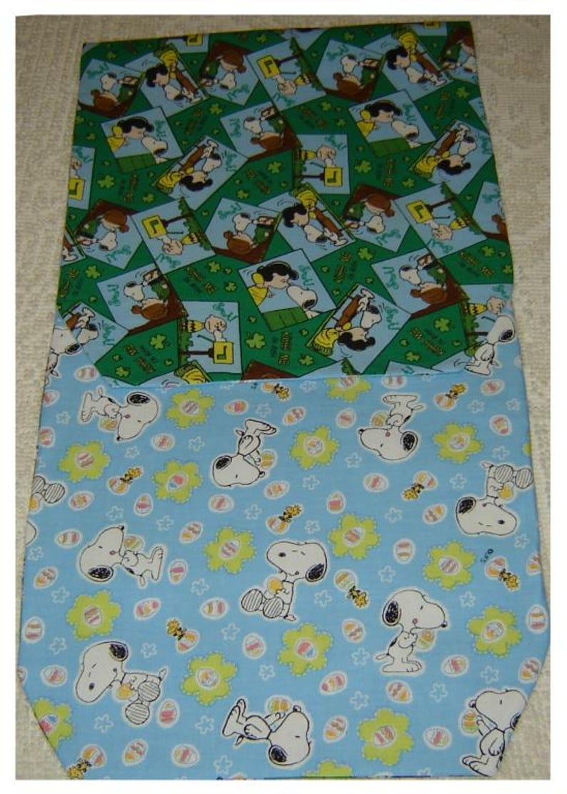 PEANUTS GANG and SNOOPY Reversible Table Runner St Patricks and Easter ...