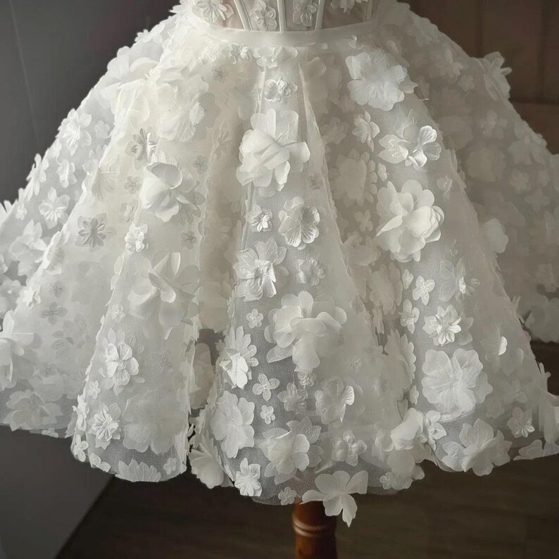 Mini Flower Lace Wedding Dress A Line Corse Second Wedding Dress White ...
