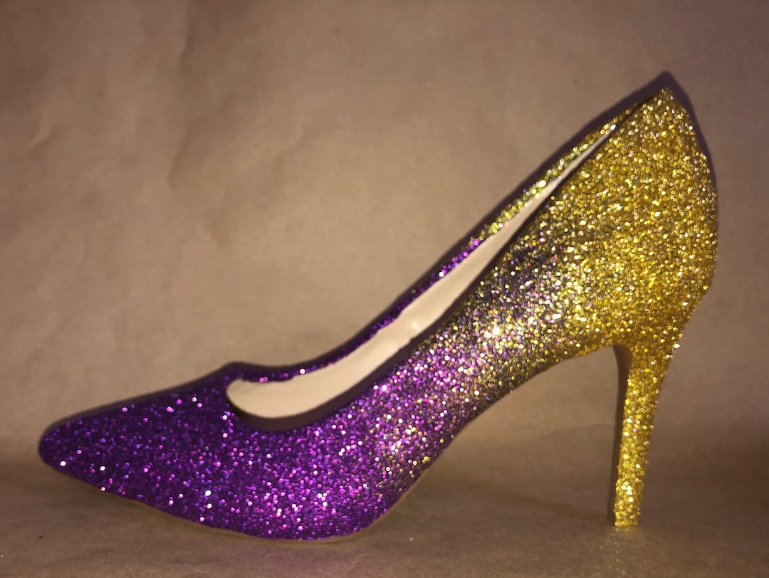 Sports Team Themed Heels. Fancy Shoes for Supporting Your Team ...