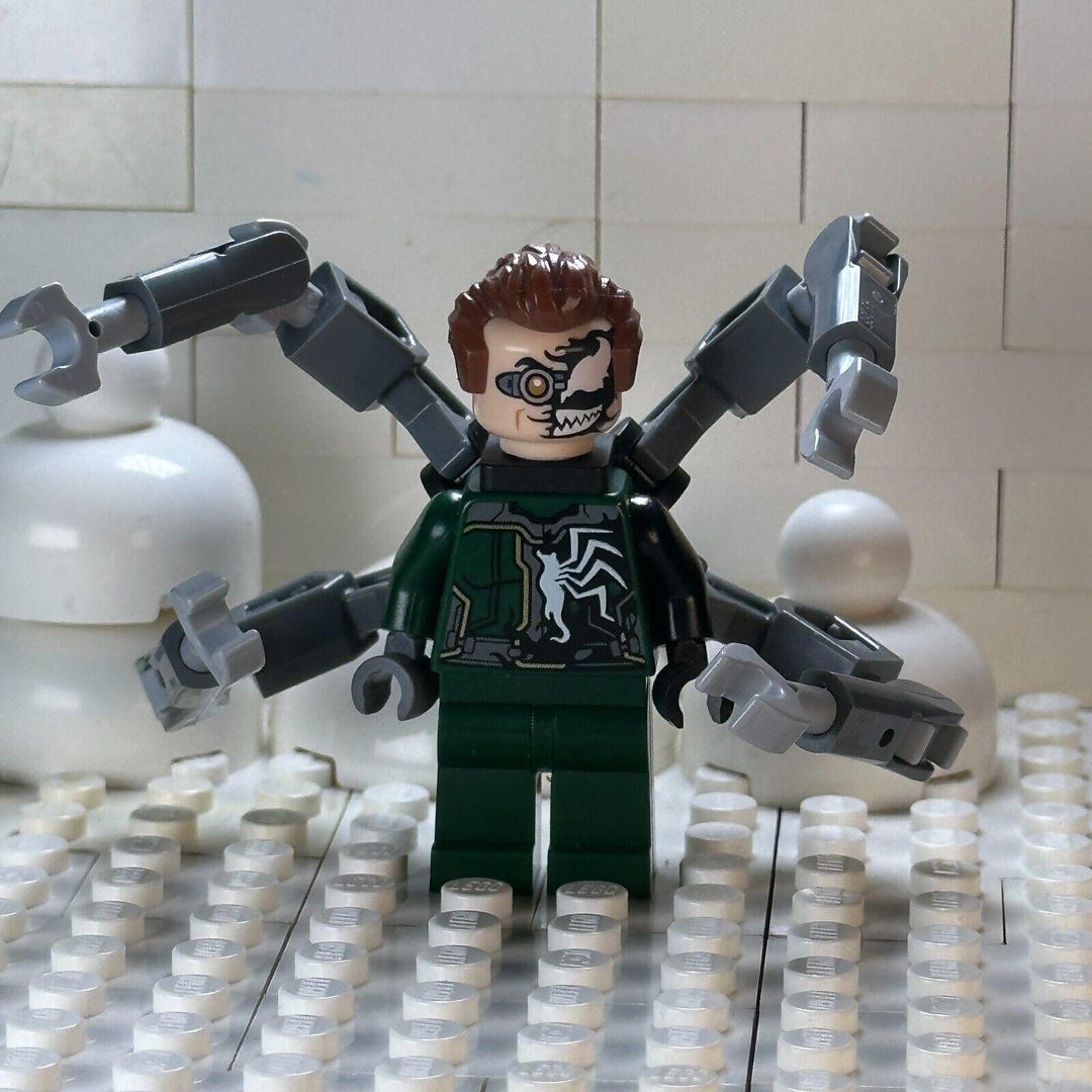LEGO Minifigure Dr. Octopus otto Octavius / Doc Ock Half Venomized ...