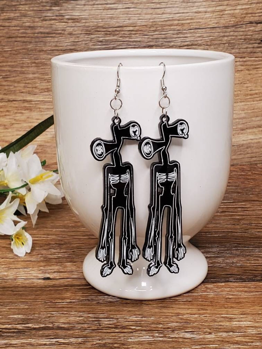 Siren Head SCP 6789 Laser Cut Earrings - Etsy