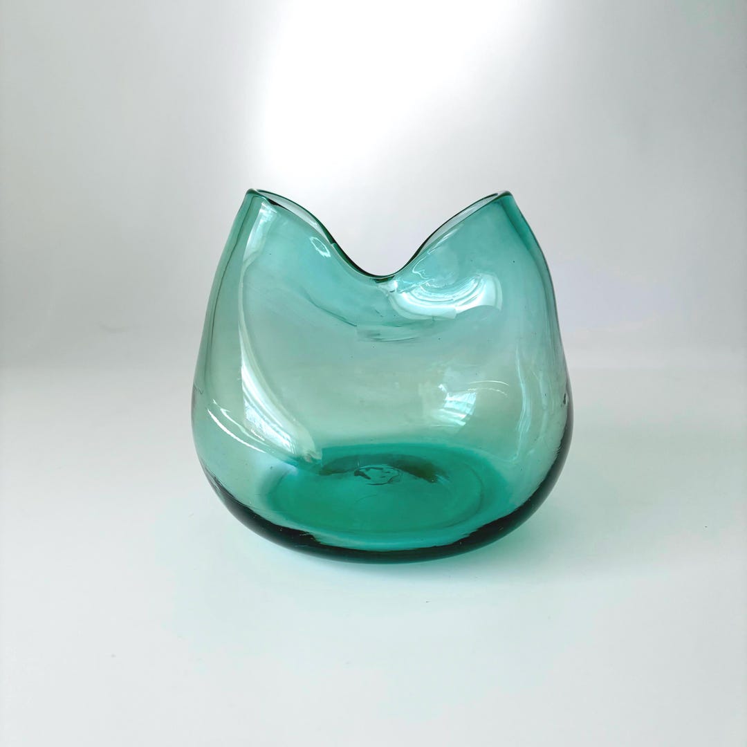 Vintage Blenko Glass Green Pinch Vase - Etsy