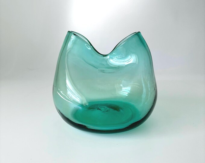 Vintage Blenko Glass Green Pinch Vase - Etsy
