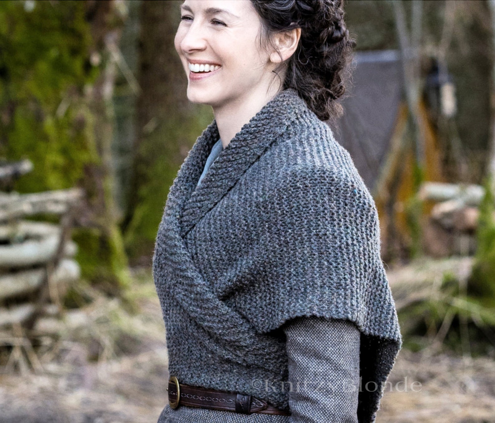 Hand Knit Wool Triangle Shawl, Outlander Claire Fraser Inspired - Etsy