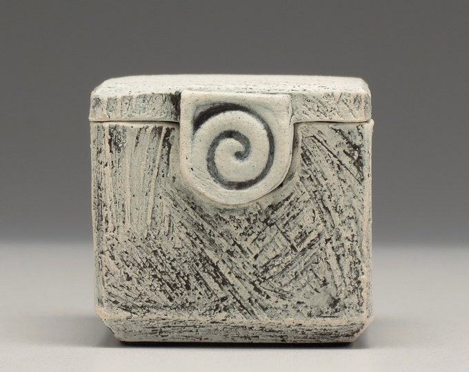 Small Ceramic Boxl, Home Decor, Treasure/trinket Box, Hand Made, Patina ...