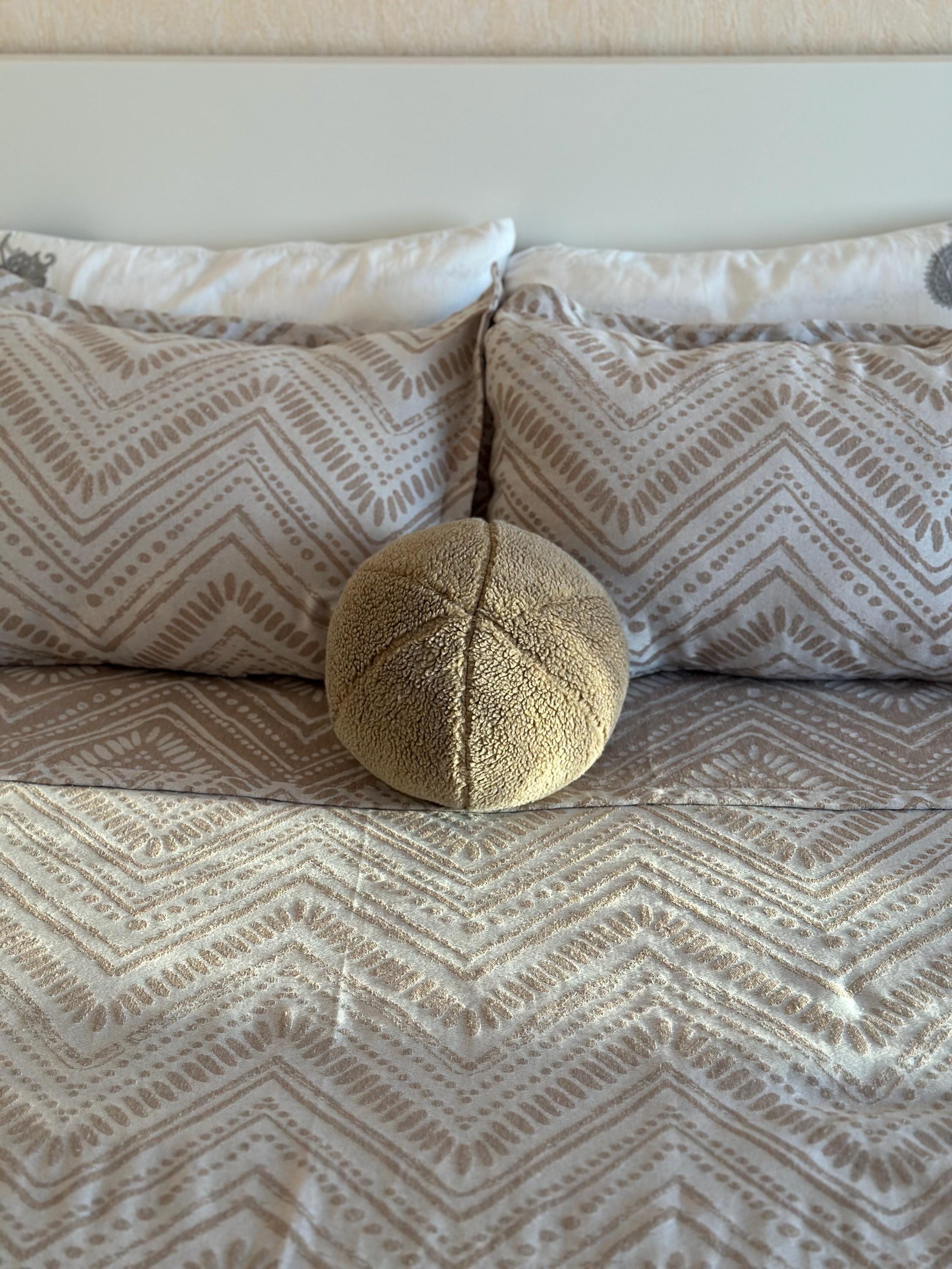 Ball Pillow PDF Sewing Pattern: Home Decor Project (instant Download ...