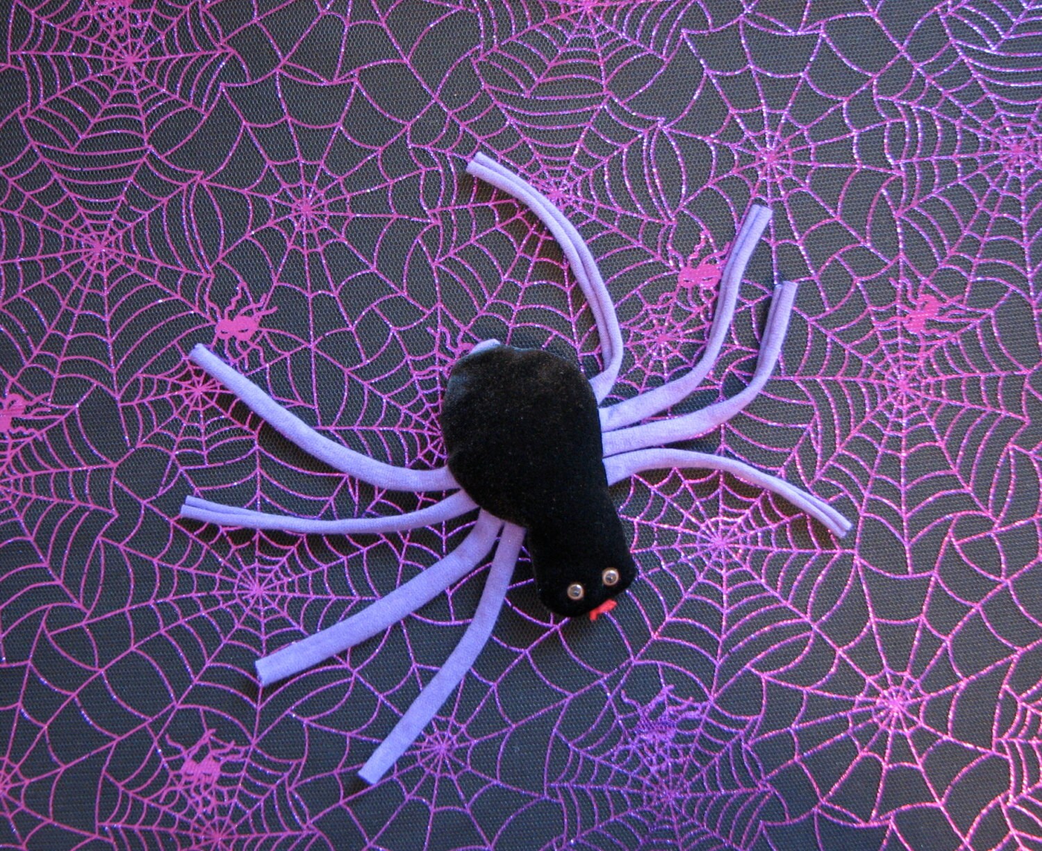 Spider Toy With Purple Legs - Halloween Toy - Spooky Toy for Girls and ...