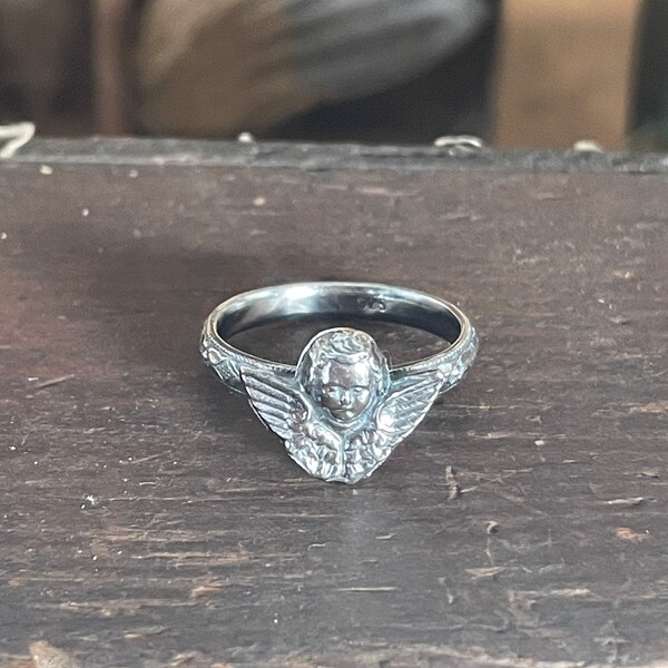 Angel Face Ring - Etsy