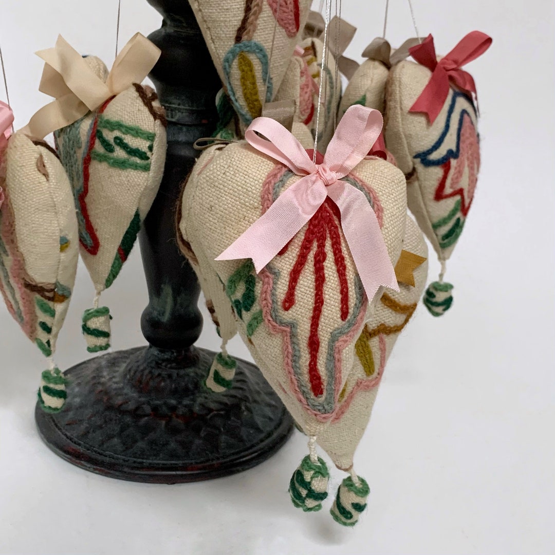 Vintage Jacobean Crewel Sachets Lavender Gifts Bowl Fillers Shelf Tucks ...