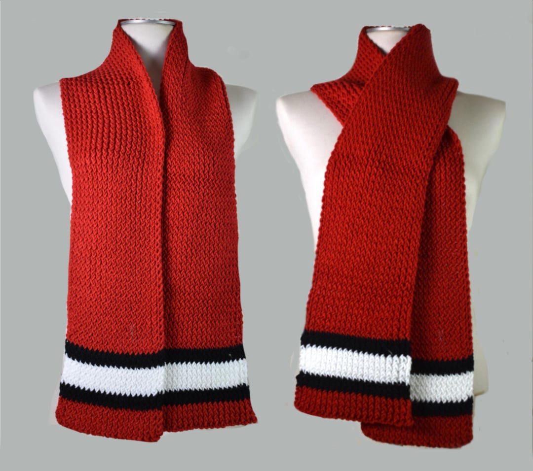 Scarf With the Colors of Your Favorite Wisconsin College Football Team ...