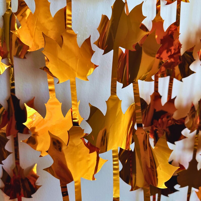 Maple Leaf Streamer Thanksgiving Decor Backdrop- Thanksgiving Party ...