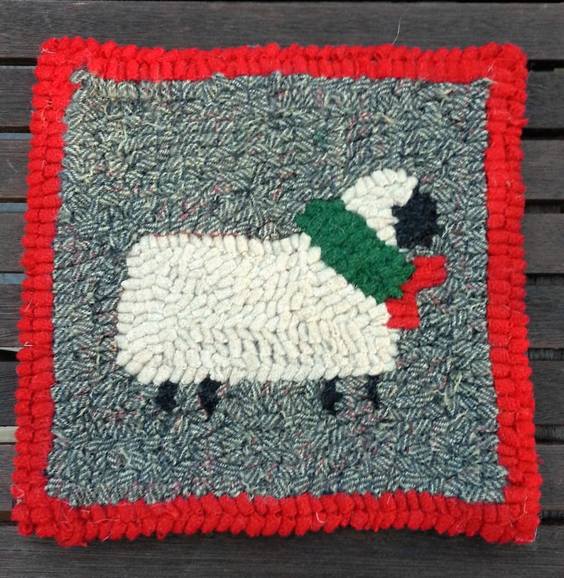 Beginner Festive Sheep Primitive Rug Hooking Kit With 8 Cut - Etsy
