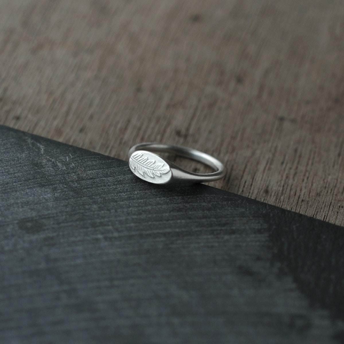 Silver Fern Signet Chevaliere Ring | Etsy