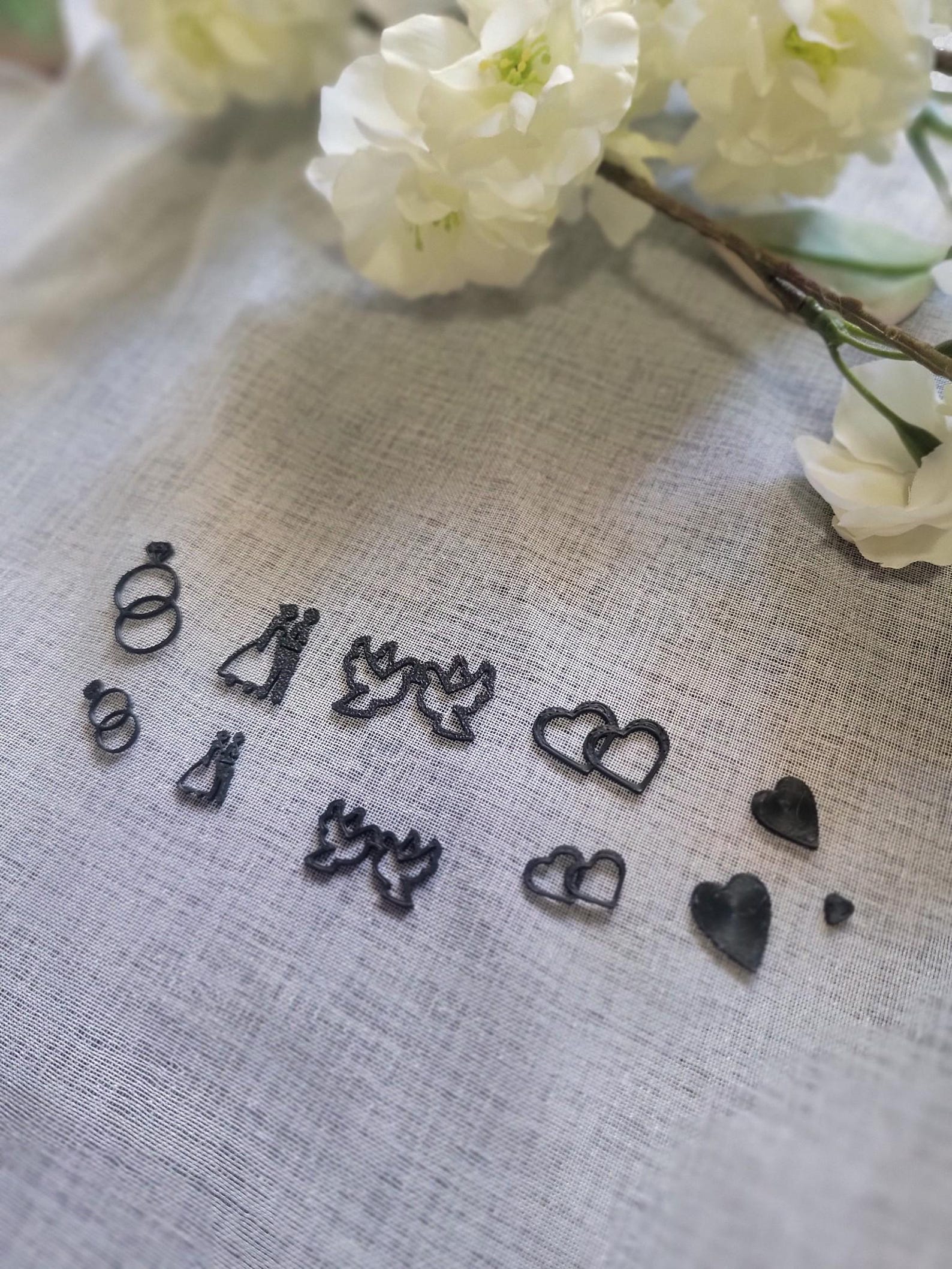 Wedding Table Scatter, Confetti - Etsy
