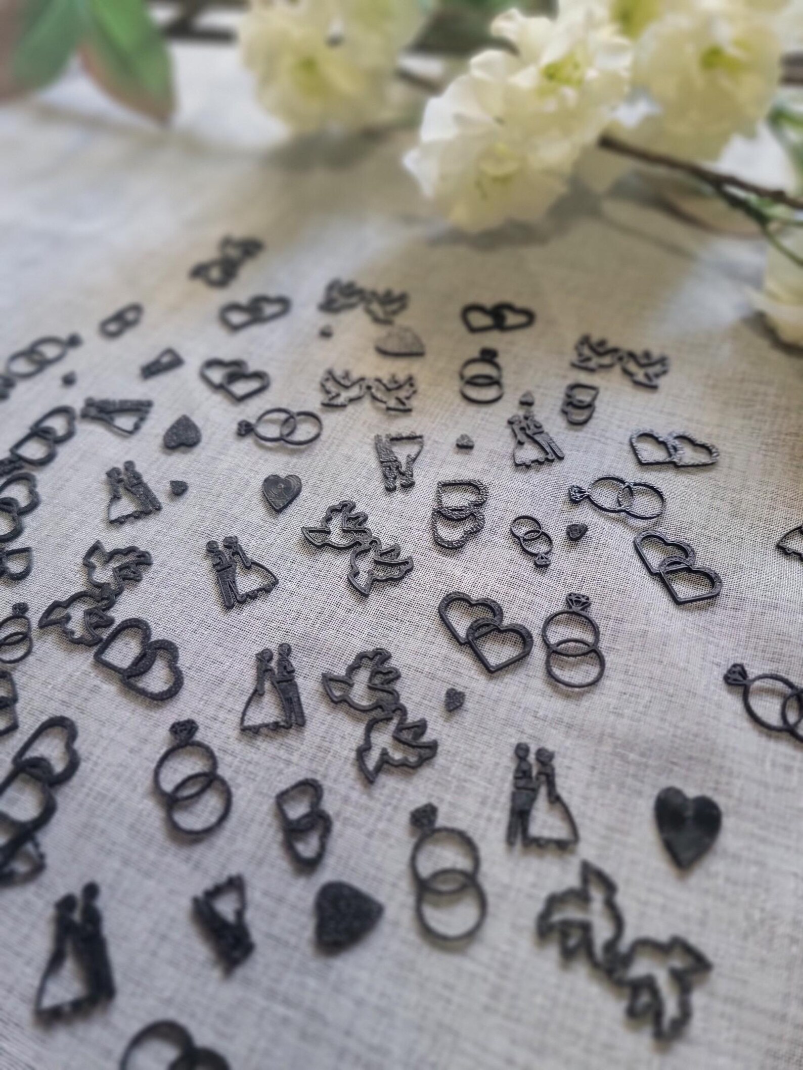 Wedding Table Scatter, Confetti - Etsy