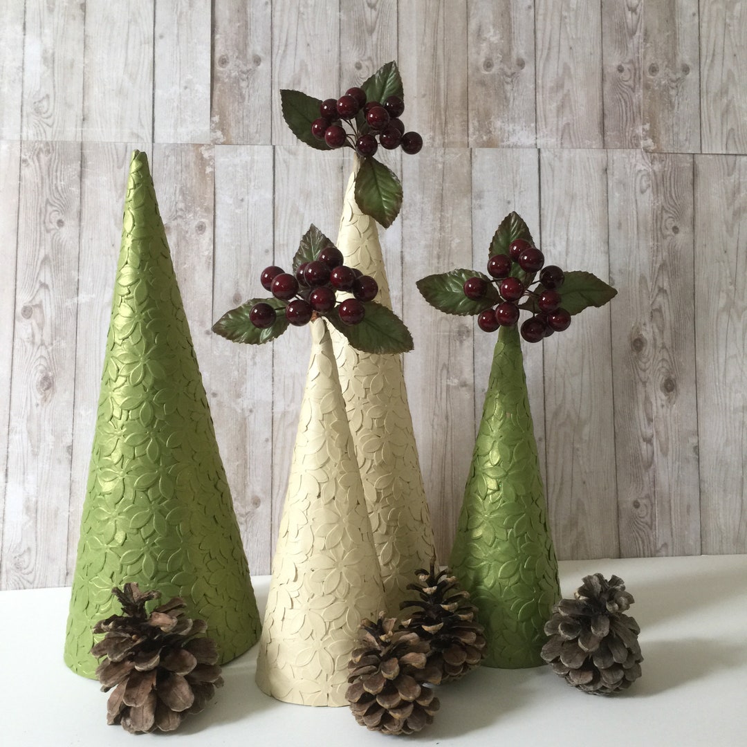 Christmas Cones Christmas Tree Decoration Cones Mantle Decoration - Etsy
