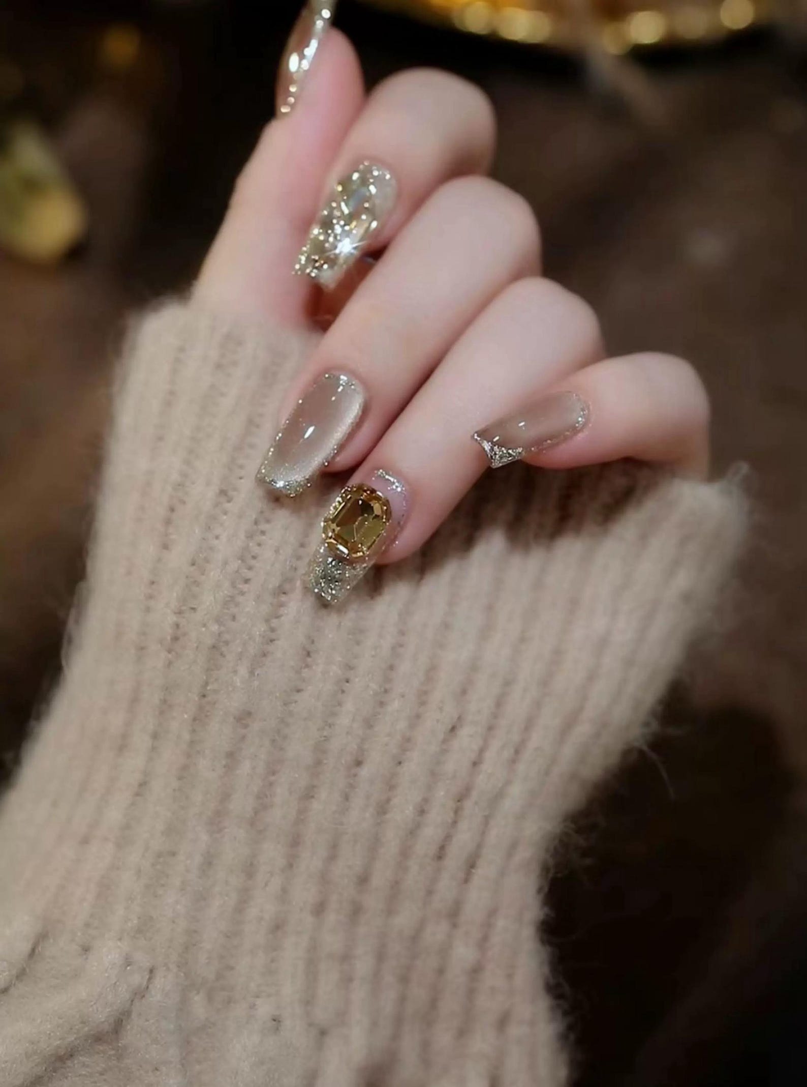 Large Diamond-studded Gold-edged Medium-length Press-on Nails Soft ...