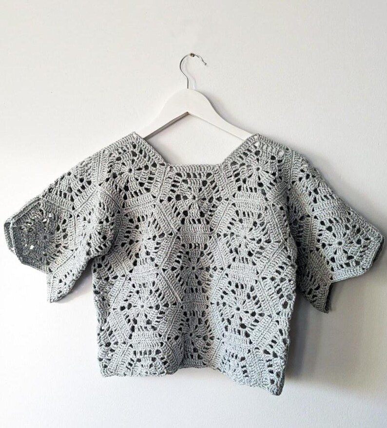 Granny Tee Crochet Pattern – Easy Crochet Top PDF Tutorial / Patron Crochet T-shirt Granny ...