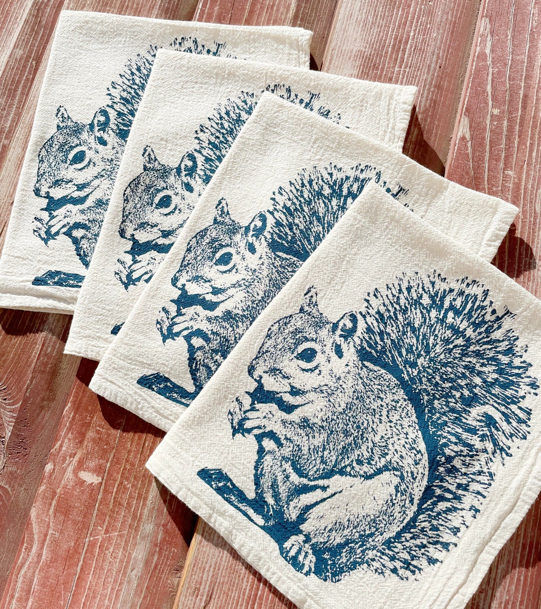 Squirrel Napkins, Cloth Napkins, NAVY BLUE Squirrel, Set of 4 Hand ...