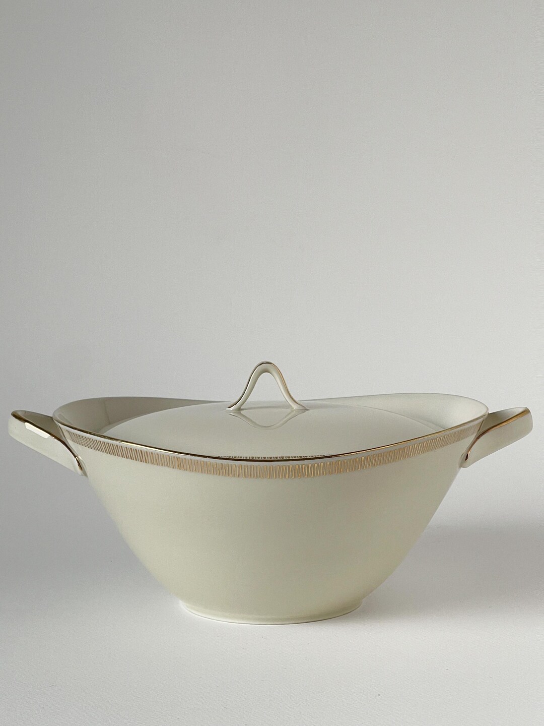 Vintage Zeh Scherzer Bavaria Porcelain Tureen 1950s Elegant White ...