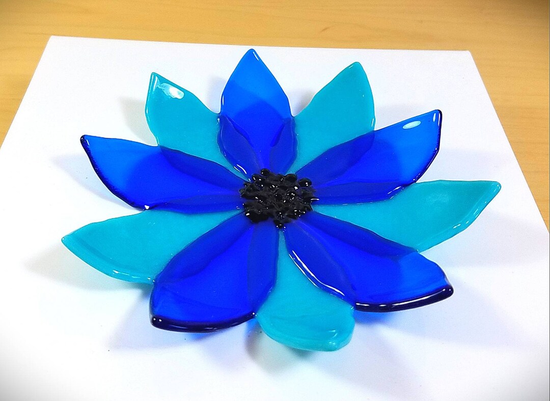Whimsical Fused Glass Turquoise 10-petal Flower Dish / Ring Dish ...