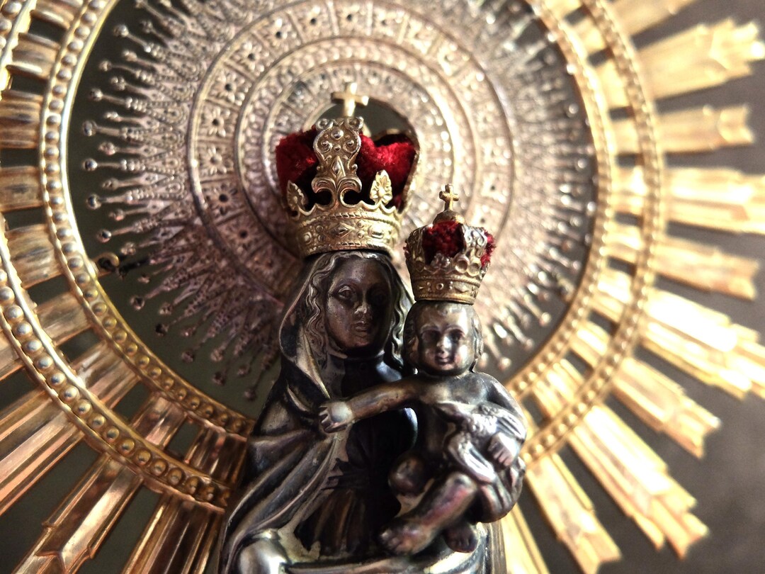 Stunning Virgin Our Lady of the Pilar / Large Statue/ Beautiful Crown ...