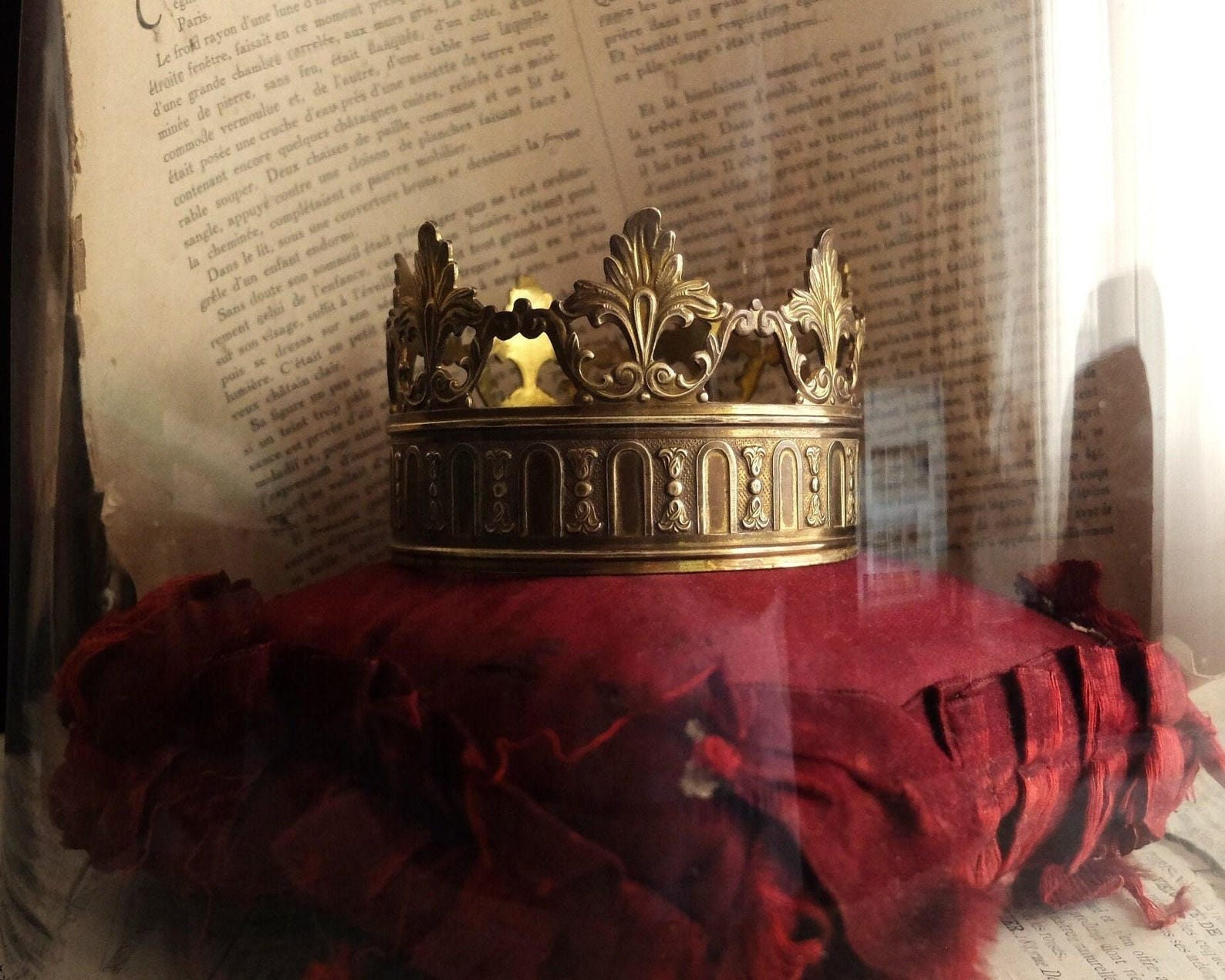 Antique Bronze Crown/ Solid Gilded Crown/ Flower De Lys/ Spanish ...