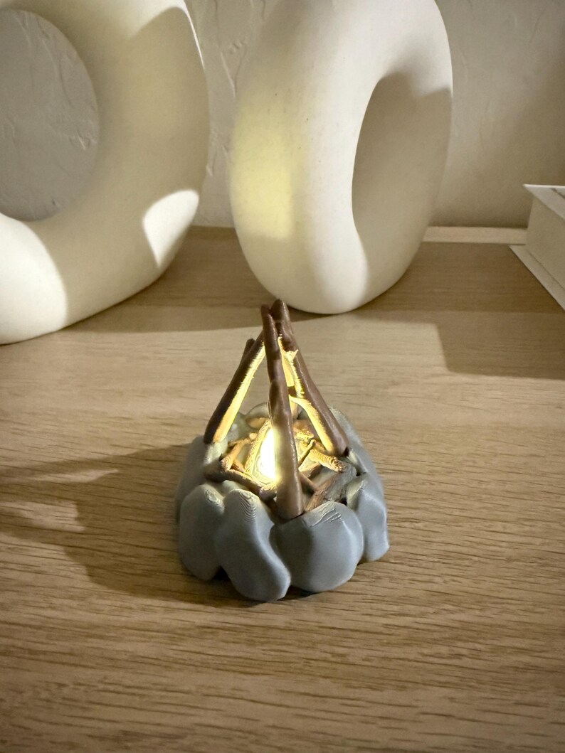 3D Printed Ghost Campfire Gathering – Cute Ghosts Roasting Marshmallows ...