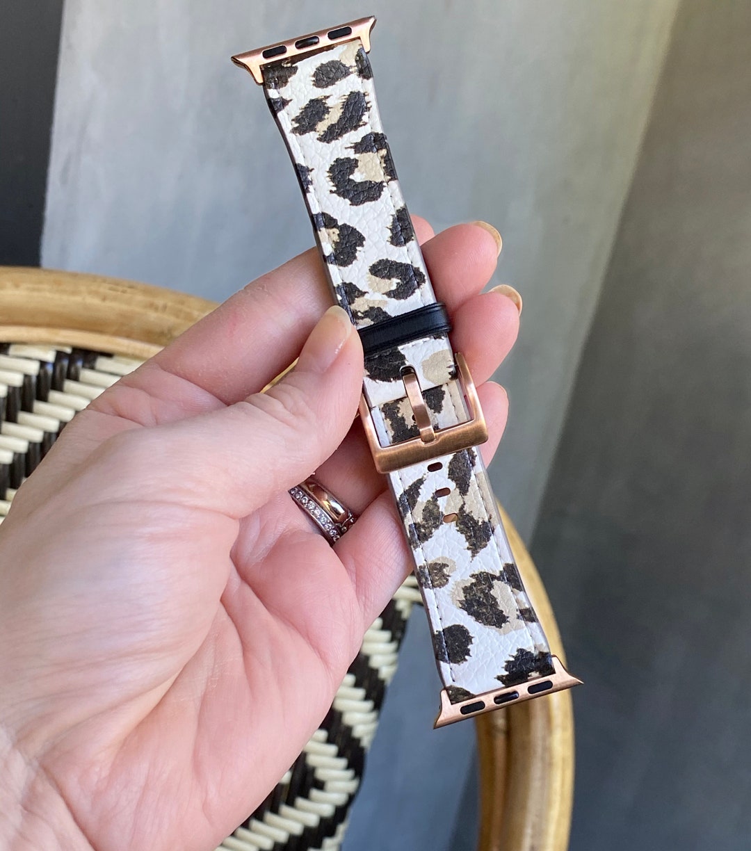 Snow Leopard Apple Watch Band 38mm 40mm 42mm 44mm 49mm Animal Print ...