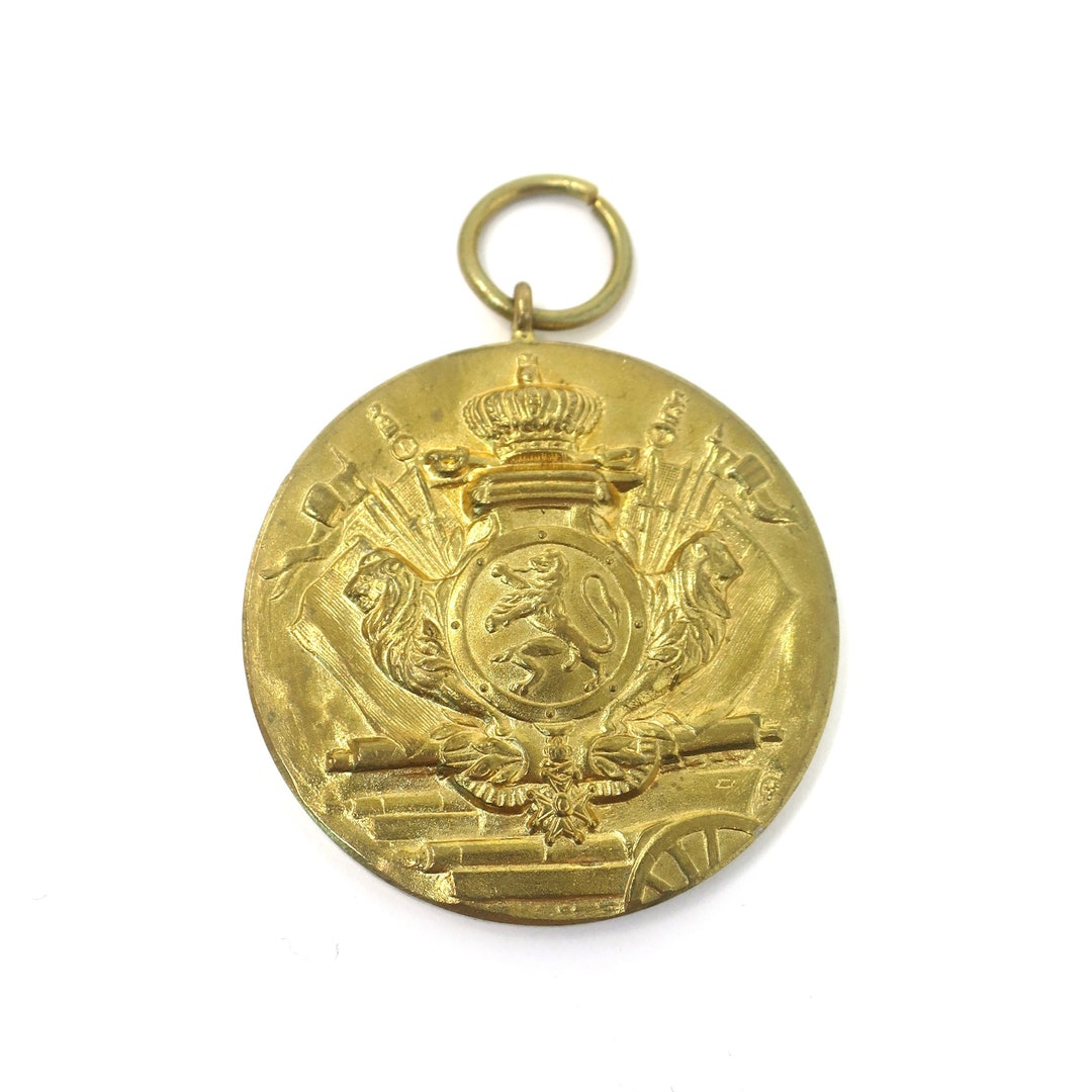 1948 Vintage BRUXELLES Gold Color Metal With Lion - Etsy