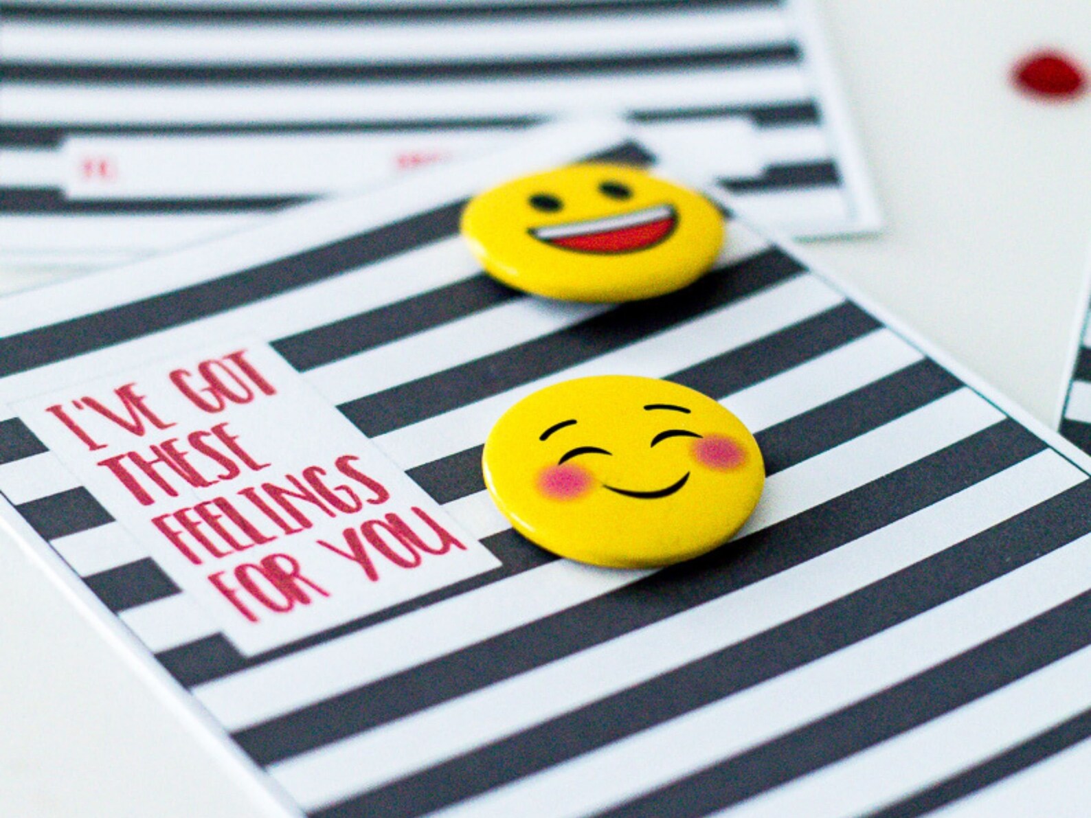 Emoji Valentine Cards | Cute Valentine Buttons Cards for Tweens ...